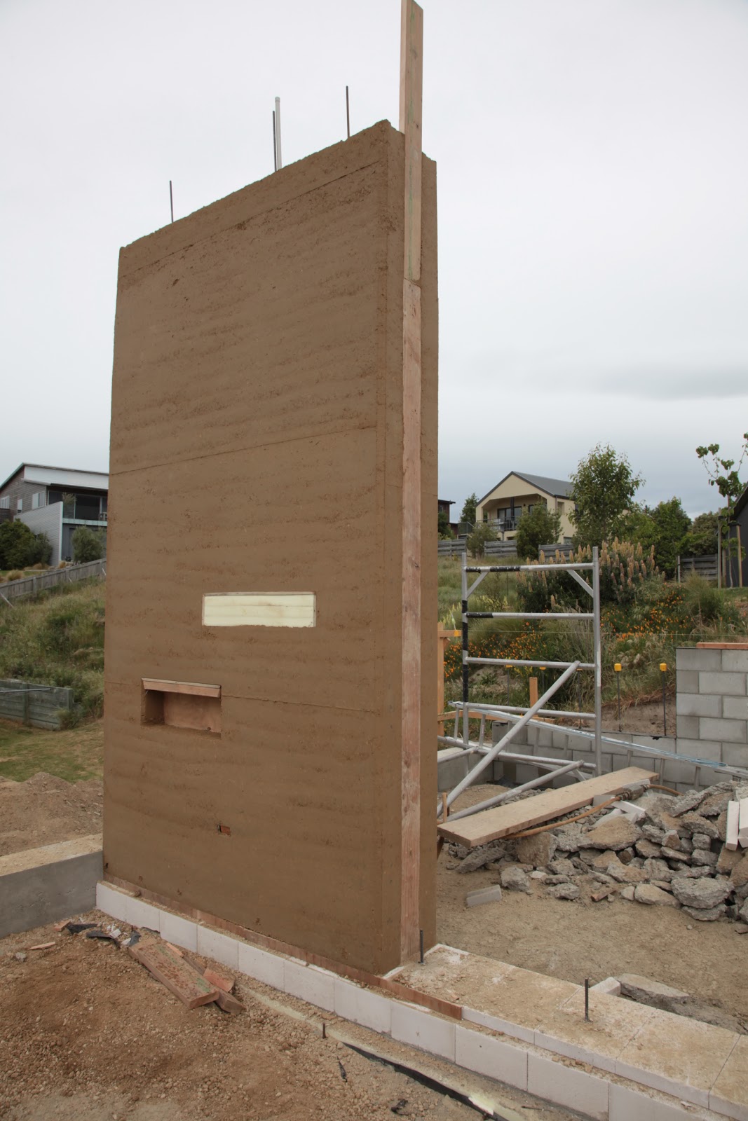 ASNZ Weekly Recap: How to make your own rammed earth walls.