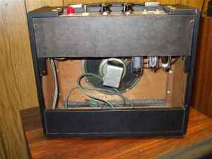 Craigslist Vintage Guitar Hunt: Teisco/ Beltone small Tube amp in ...