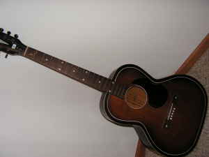 Guitar Acoustic: Kay N2 parlor acoustic circa 1958 in Milwaukee for $50