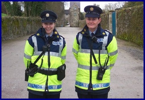 Garda: Famosa GARDA !!! Rsrsrsrs