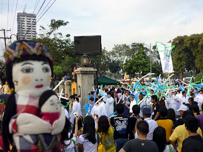 postcards from miss igorota: Miss Iggy at the Q Parade