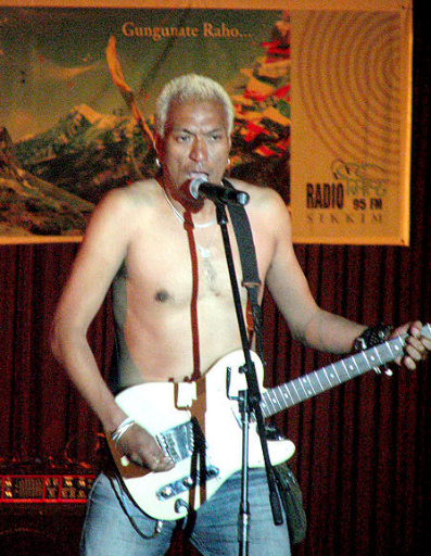 Robin Tamang | Robin N Looza | Nepali Rock Songs