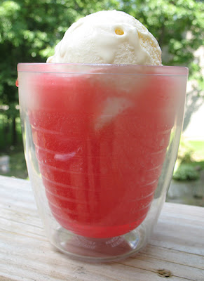Homemade Slushie Floats (Slurpees) - Amanda's Cookin'