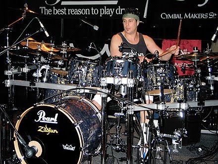 Percussive Sweet Spot: WFD - World's Fastest Drummer!!!