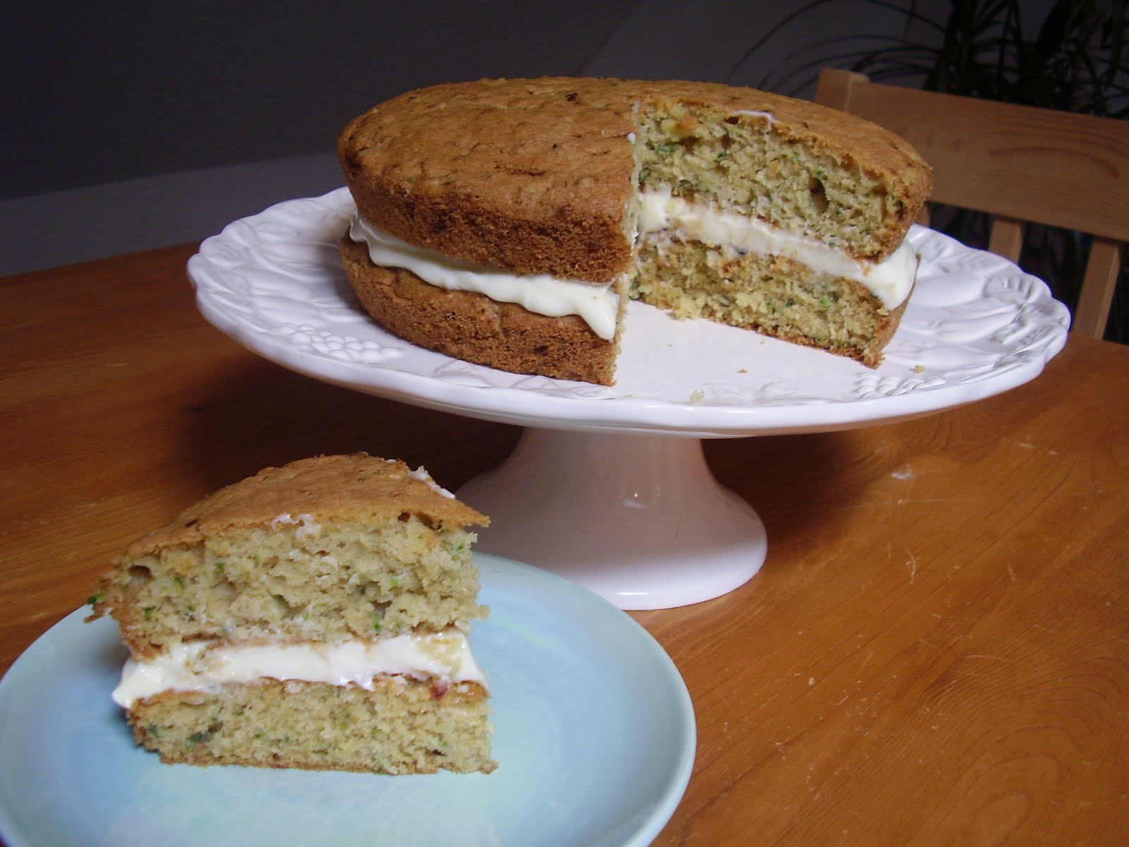 Rebecca Bakes Cakes: Week 31 - Courgette Cake