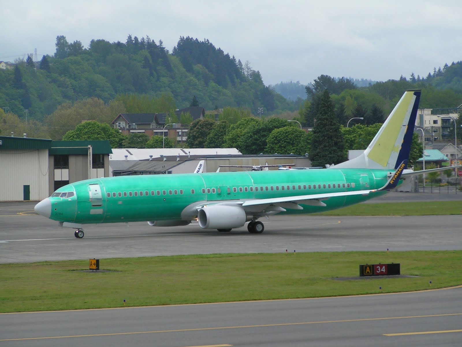 Puget Sound - Boeing Test Flights: EI-EMM B737-8AS Ryanair First Flight