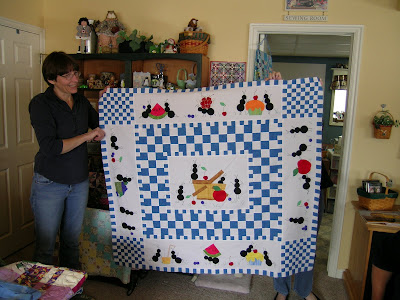 In Stitches Quilt Guild