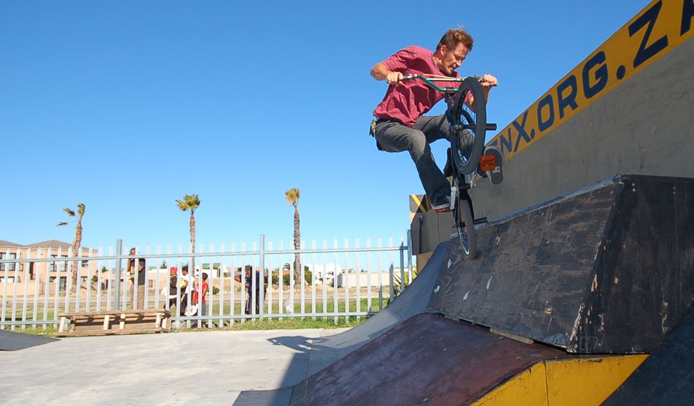 West Coast BMX News: Photo's from Gen-X park.