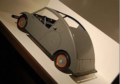 AdeT: Le Corbusier car, 1929
