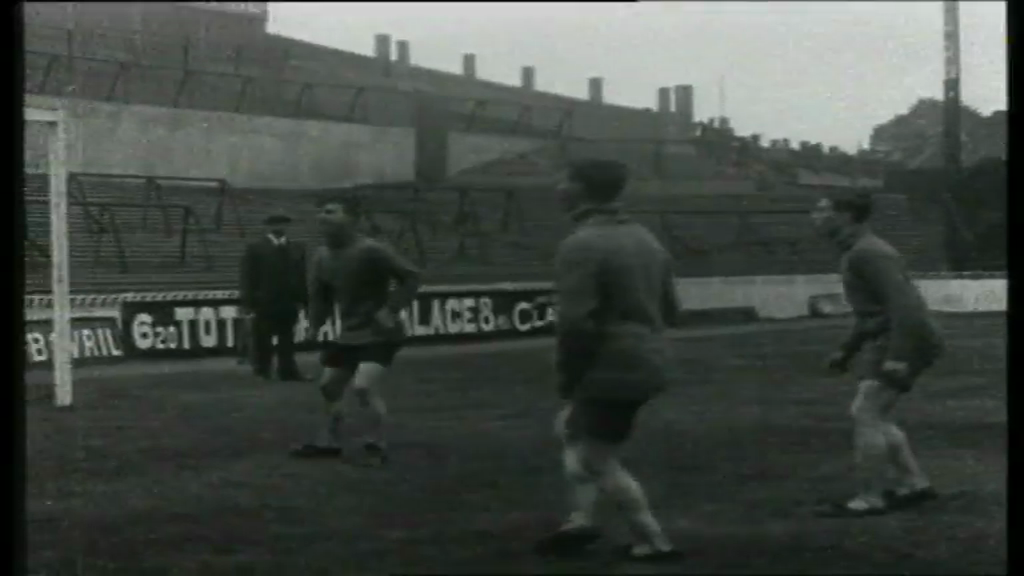 TWB22: Tottenham Hotspur Official History 1882 - 2001