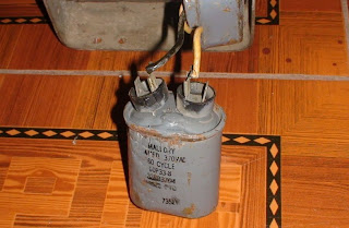 El Blog de Luna: Cambiando un Capacitor de Arranque.