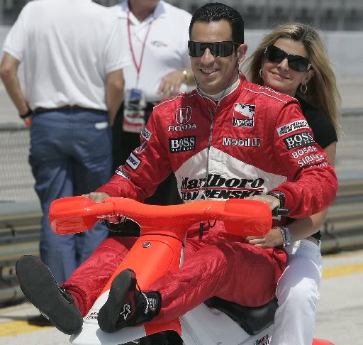 Wallpaper World: Brazilian Auto Racing Driver Helio Castroneves