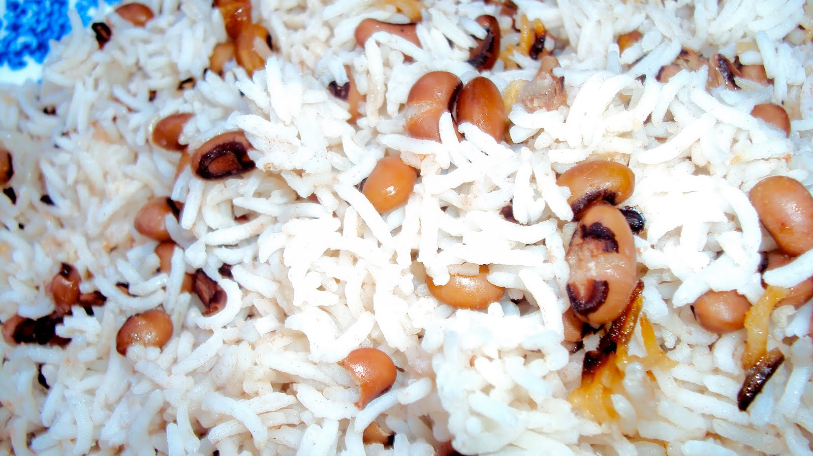 cooking up a storm in a teacup: Loobya Polow - Rice With Black Eyed ...