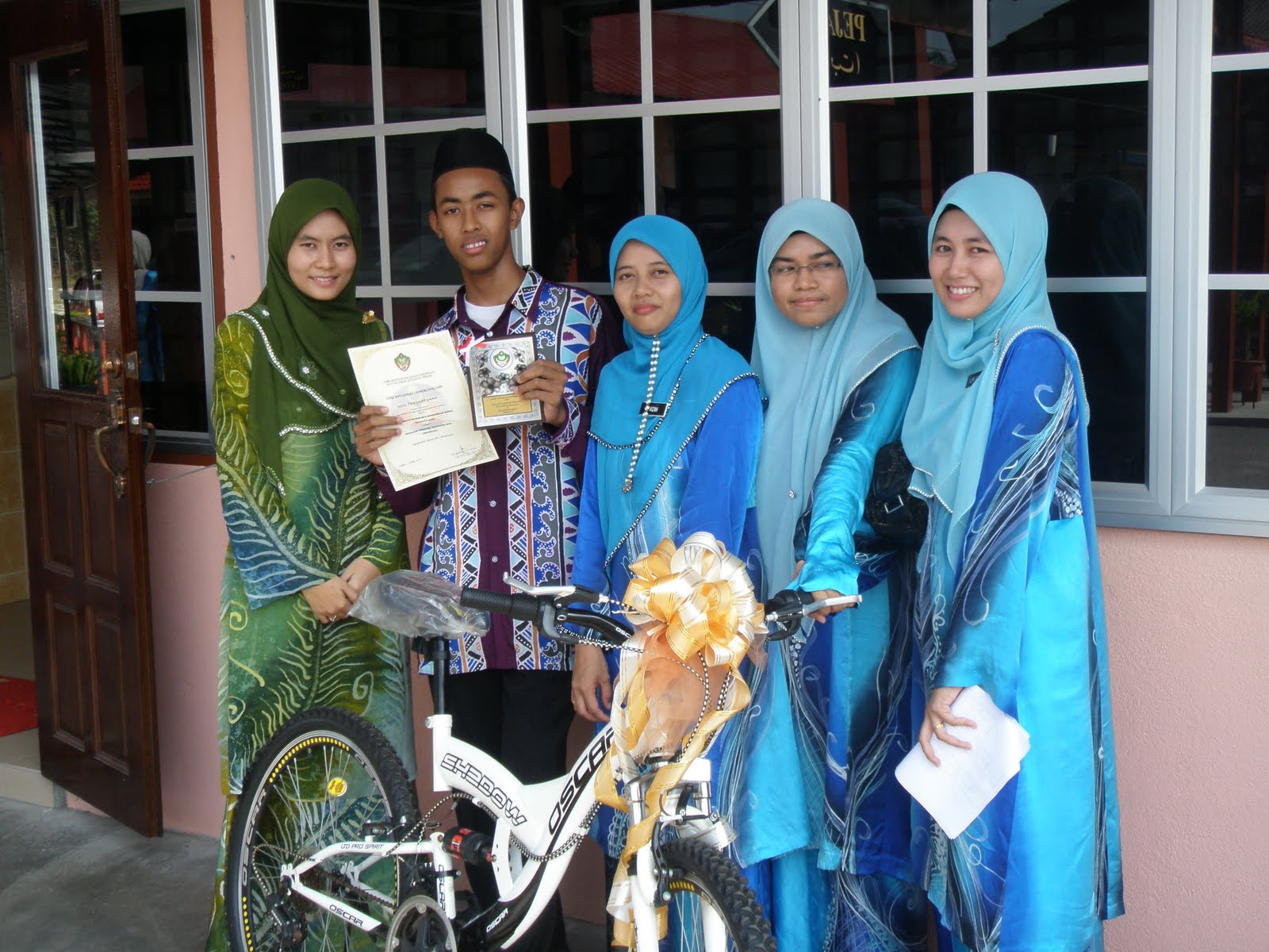 UNIT BIMBINGAN DAN KAUNSELING SABK MAAHAD ISLAHIAH ADDINIAH BATU 10 LEKIR