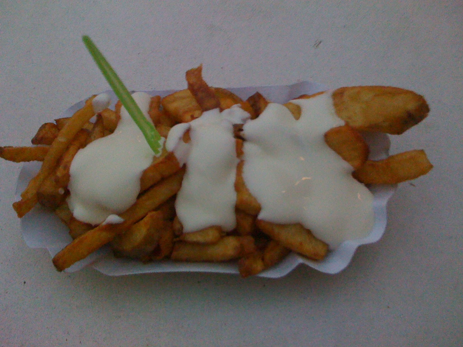 PIG OUT SPOTS: Tom's Fritten (Berlin, Germany)