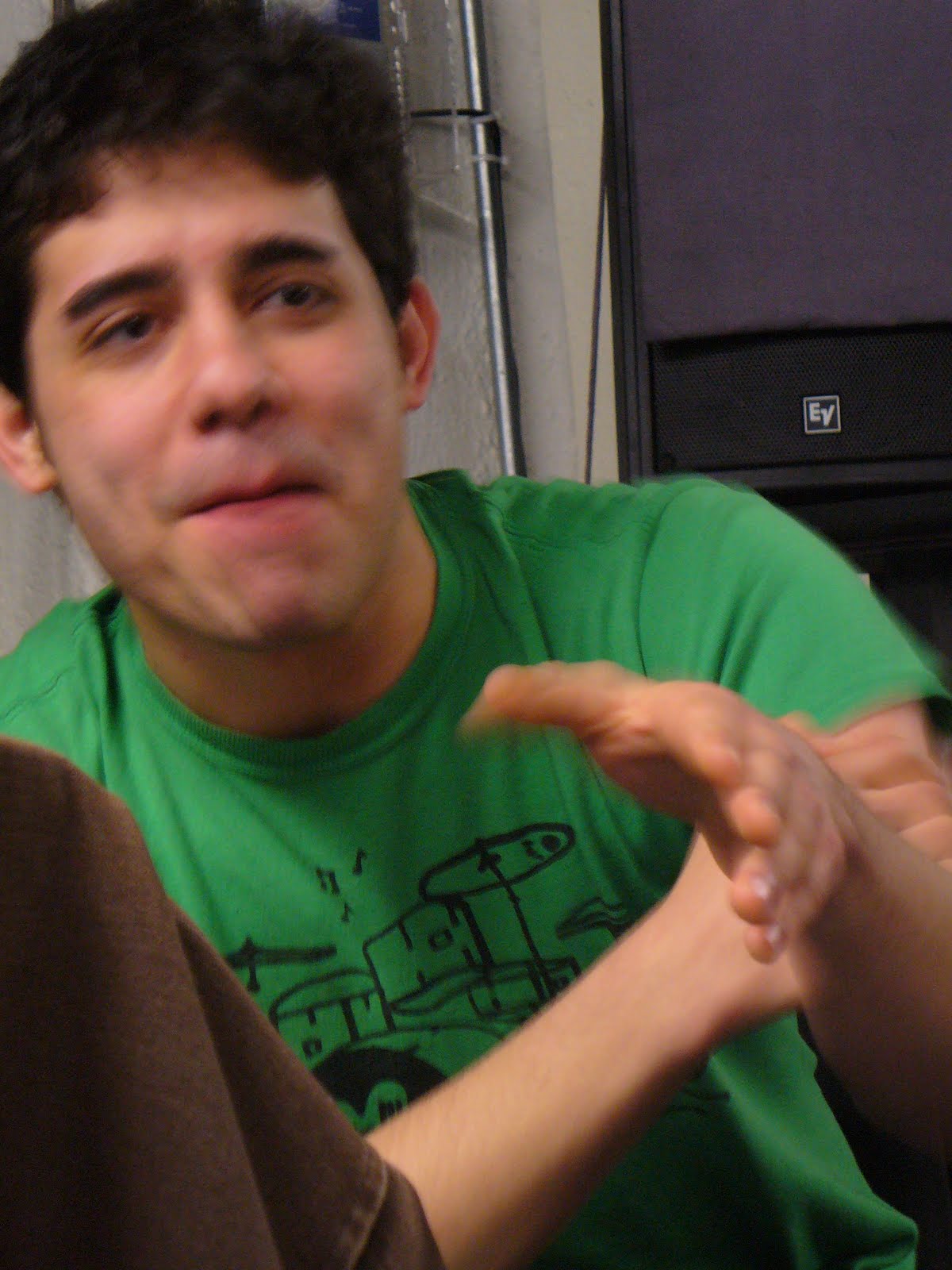 Goto www.chicagomammals.com for the latest: Meet the Cast - Roy Gonzalez