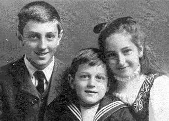 Lolita's Classics: Basil Rathbone (1892-1967)