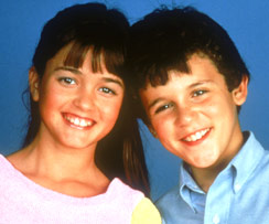 BizziMommi's Blog: The Wonder Year's Winnie Cooper becomes a Mommy ...