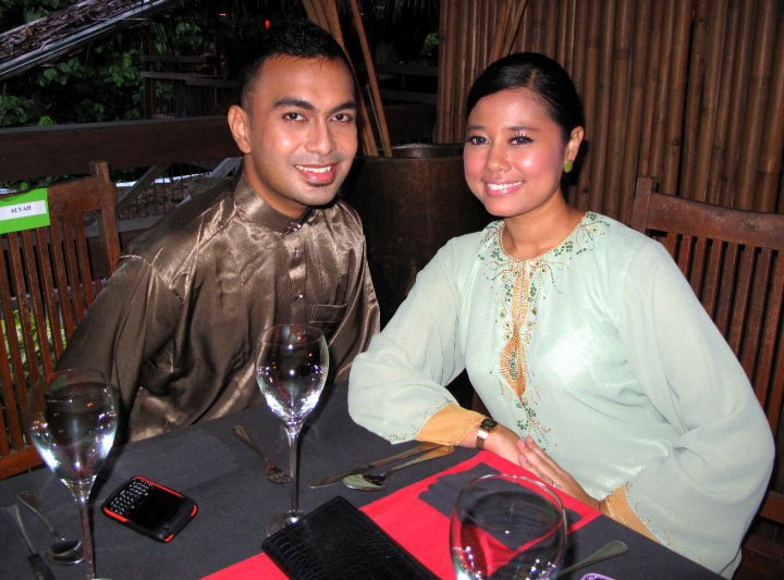 ungu violet: UNGUViolet & Amirul Jafri