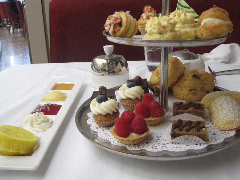 Eating and Loving in San Francisco: Ladies Who Lunch: Afternoon Tea at ...