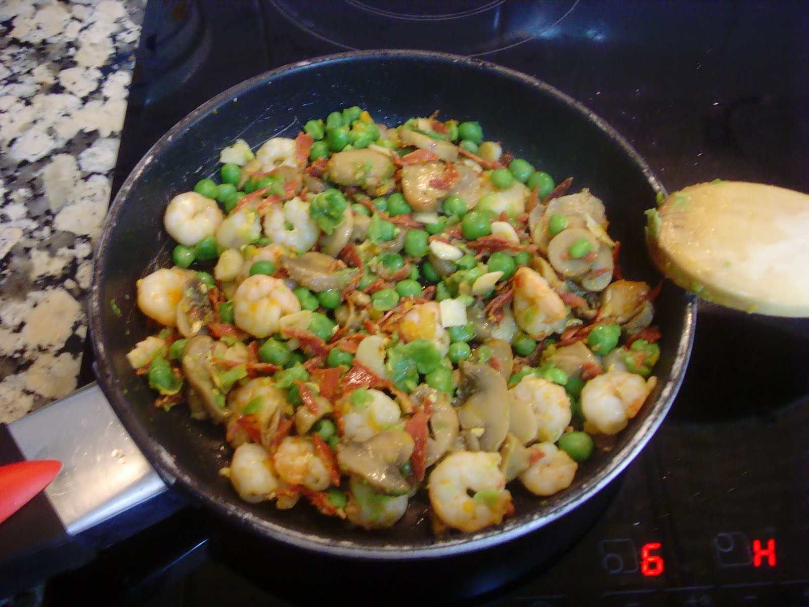 ¿Y qué pongo hoy de comer?: 1ºTortilla de escombros y arroz indio ...
