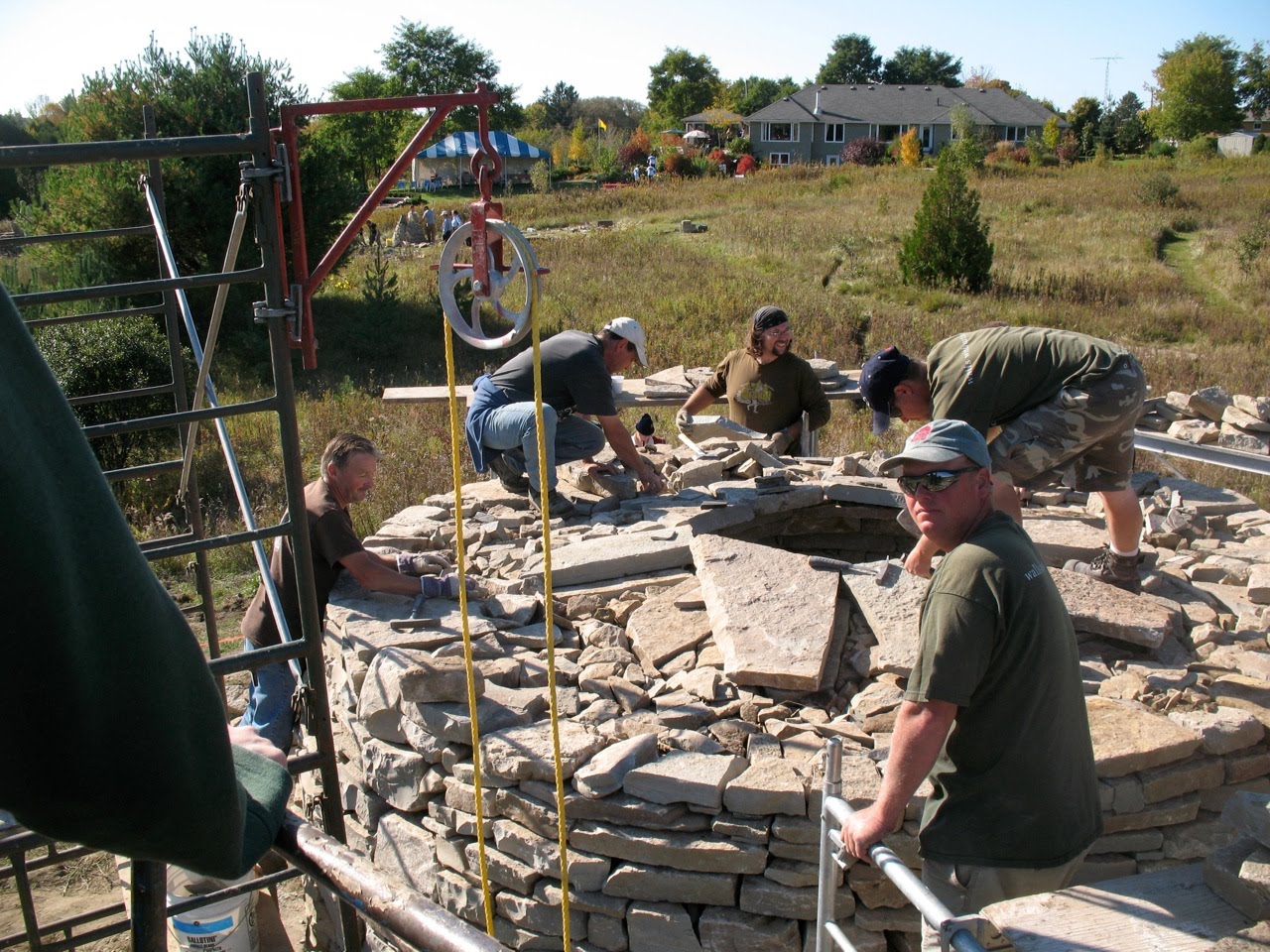 Thinking With My Hands: Weighing in on different ways to lift heavy stones.