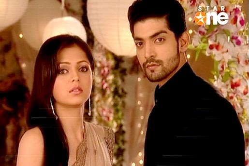 Sengoonkon Sopo: pics of geet in geet serial