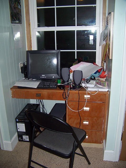 Computer Closet Office Remodel | Remodelaholic