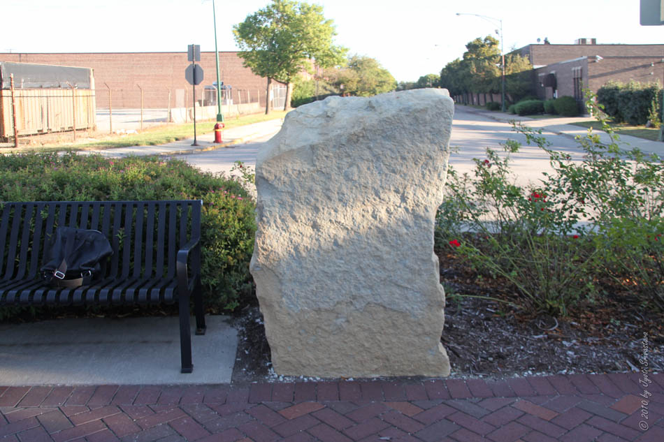 Public Art in Chicago: Memorial to the Fallen 21 and Chicago ...