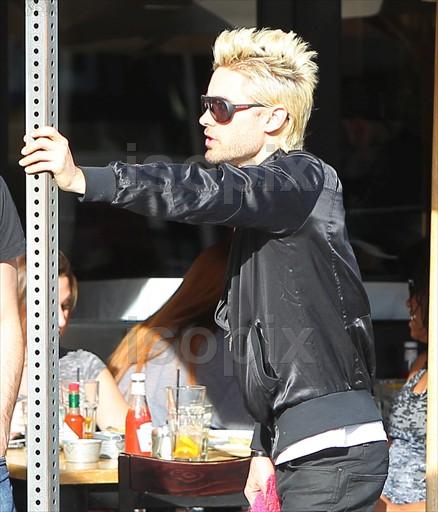 OFFICIAL ECHELON URUGUAY - THIRTY SECONDS TO MARS -: JARED LETO GETS ...