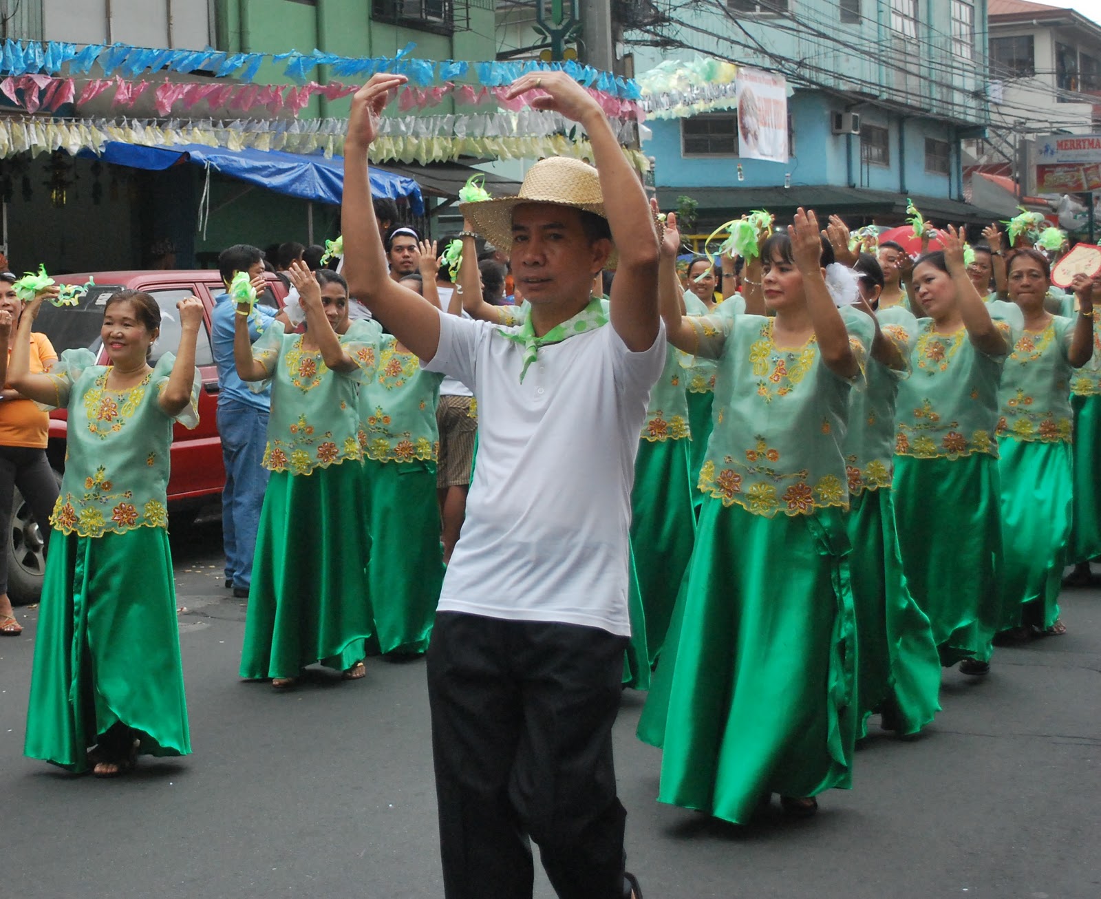 MannyFeastation: BULING-BULING SA PANDAKAN: Sayaw ng Papuri at Pasasalamat