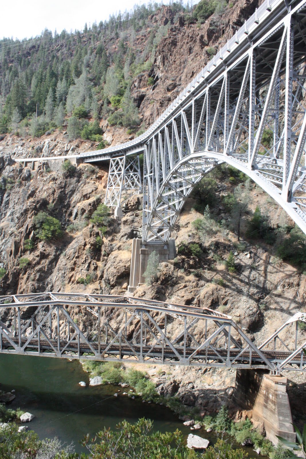 Dean's Model Railroad: Trip to Feather River Canyon