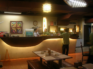 INTERIOR DESIGN: FILIPINO RESTAURANT