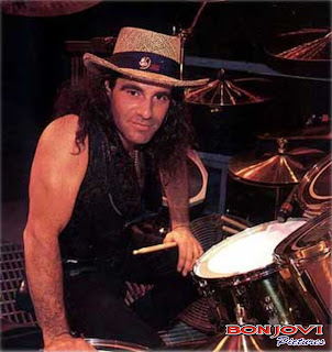 Bon Jovi Pictures: Tico Torres