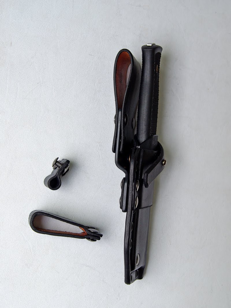 Sheaths for Knives: Technical Bushcraft Sheath