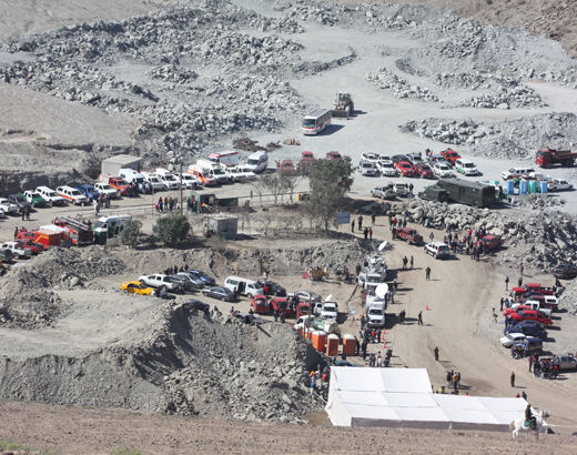 🎉 August 5 2010 chilean mine collapse. Chilean Copper Mine Collapse ...