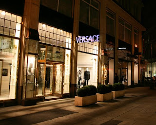 LOVERSACE: Versace Boutiques