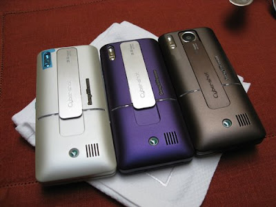 MOBILES: Sony Ericsson K770i