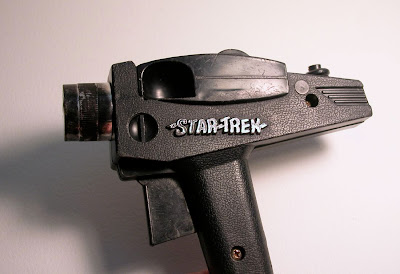 Yesterville Toy Room: Remco Star Trek Phaser