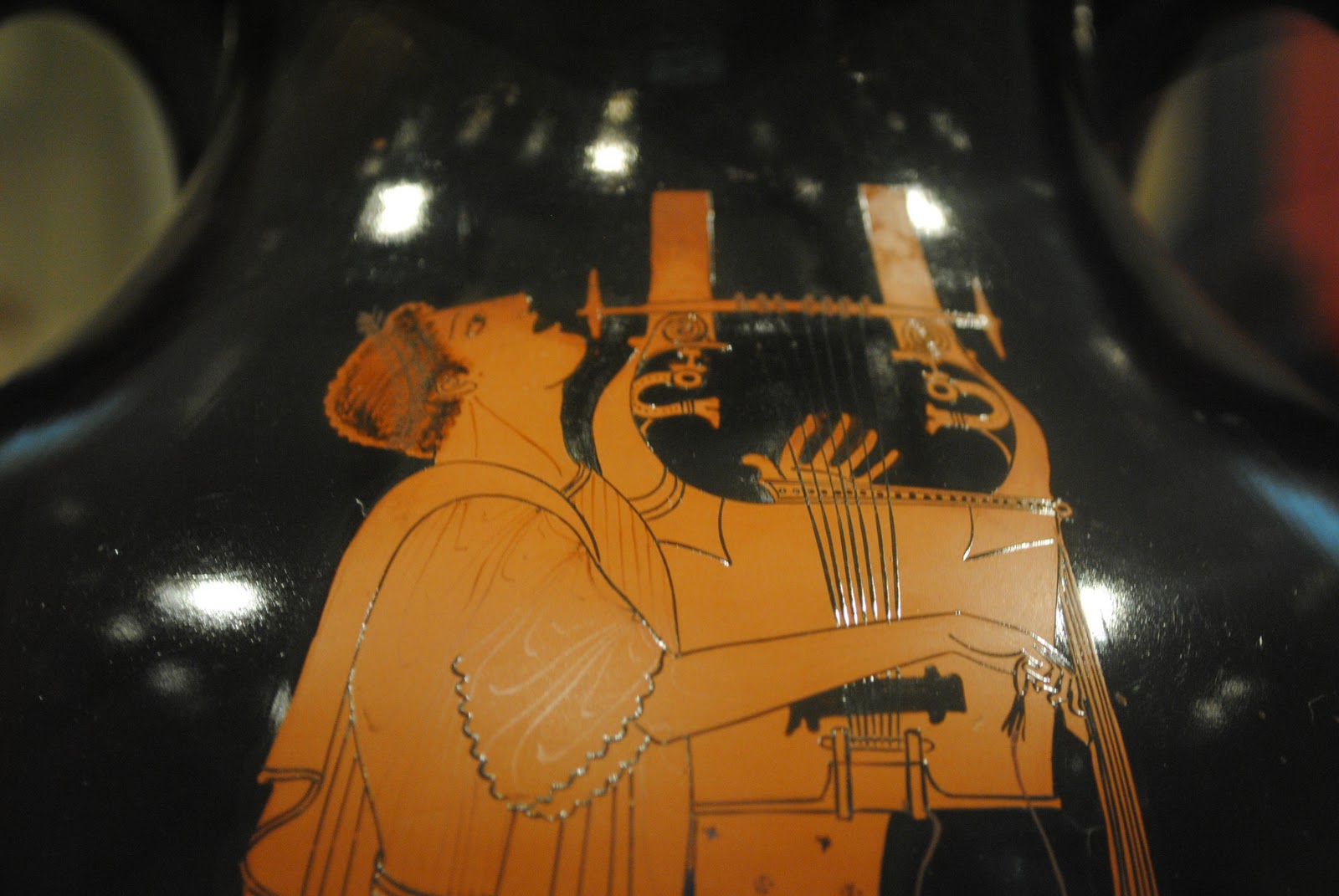 Folded Victory: Amphora by the Berlin Painter