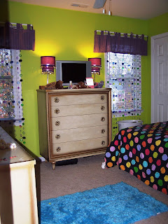 Lime+green+retro+bedroom.jpg