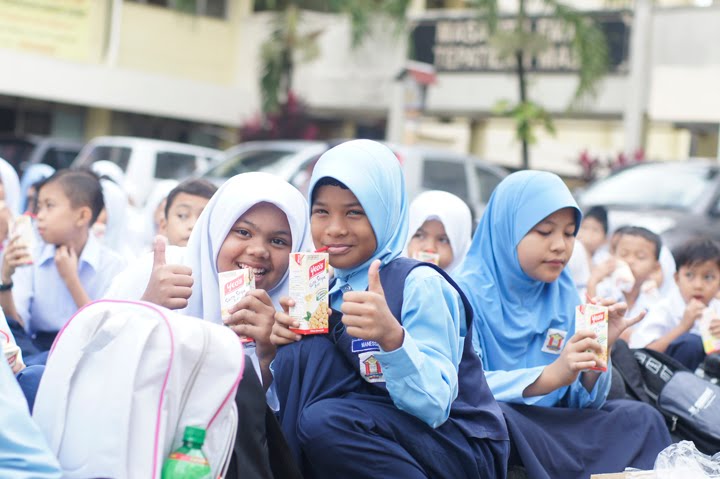 SK BANDAR SUNWAY: Program Susu Soya Sekolah (YEOS)