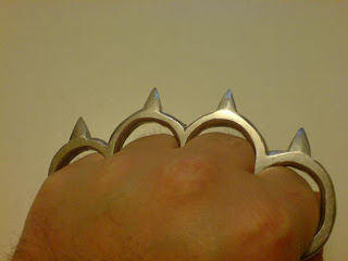 WeaponCollector's Knuckle Duster and Weapon Blog: Custom Fit Home Made ...