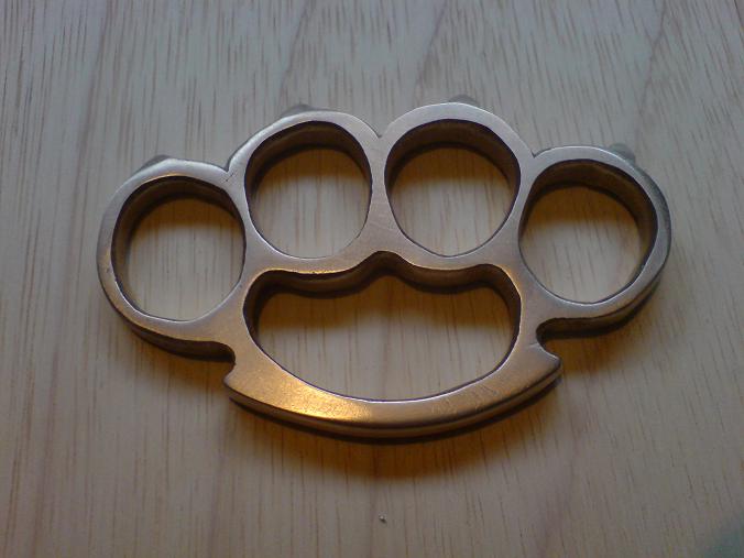 WeaponCollector's Knuckle Duster and Weapon Blog: Homemade Solid Brass ...