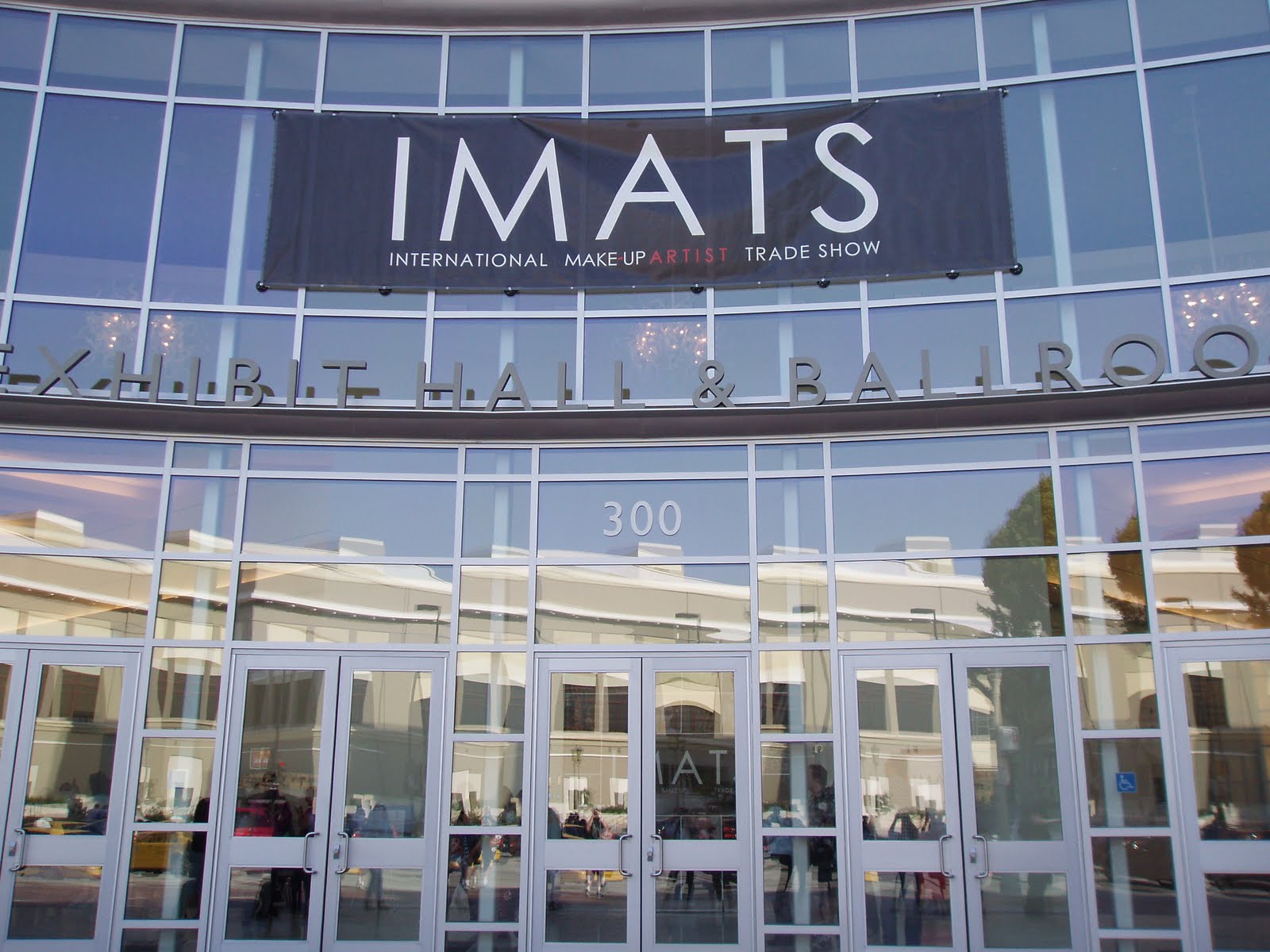 Sparkled Beauty: IMATS LA pictures