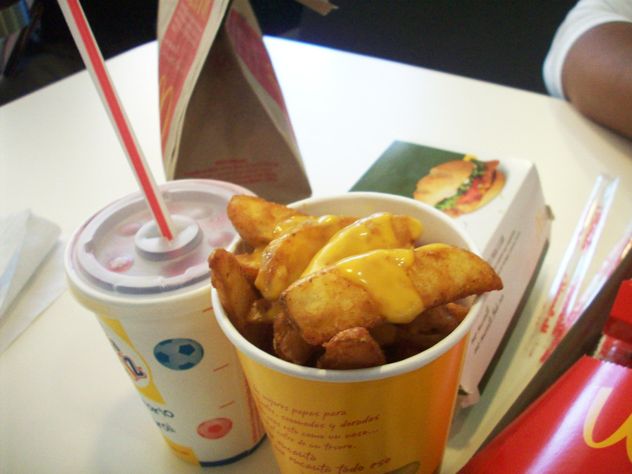 va morelia reviews: McDonalds Espacio Las Américas