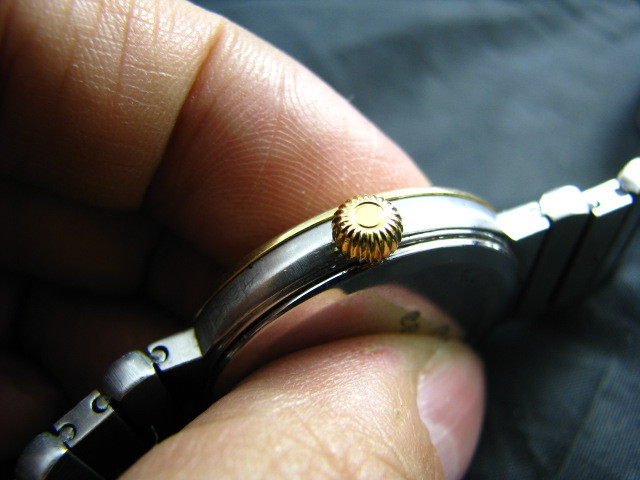 WatchedWatch: SWISS MADE VINTAGE CARVEN PARIS QUARTZ MEN WATCH