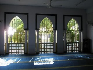 My Freaking lyfe~: Masjid Syed Alwi Kangar, Perlis