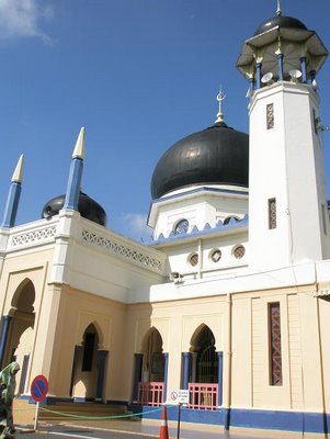 My Freaking lyfe~: Masjid Syed Alwi Kangar, Perlis