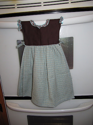 Feeling Crafty!: Dish Towel Dress